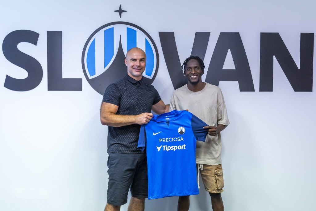 Aziz Kayondo: Uganda Cranes left-back joins FC Slovan Liberec